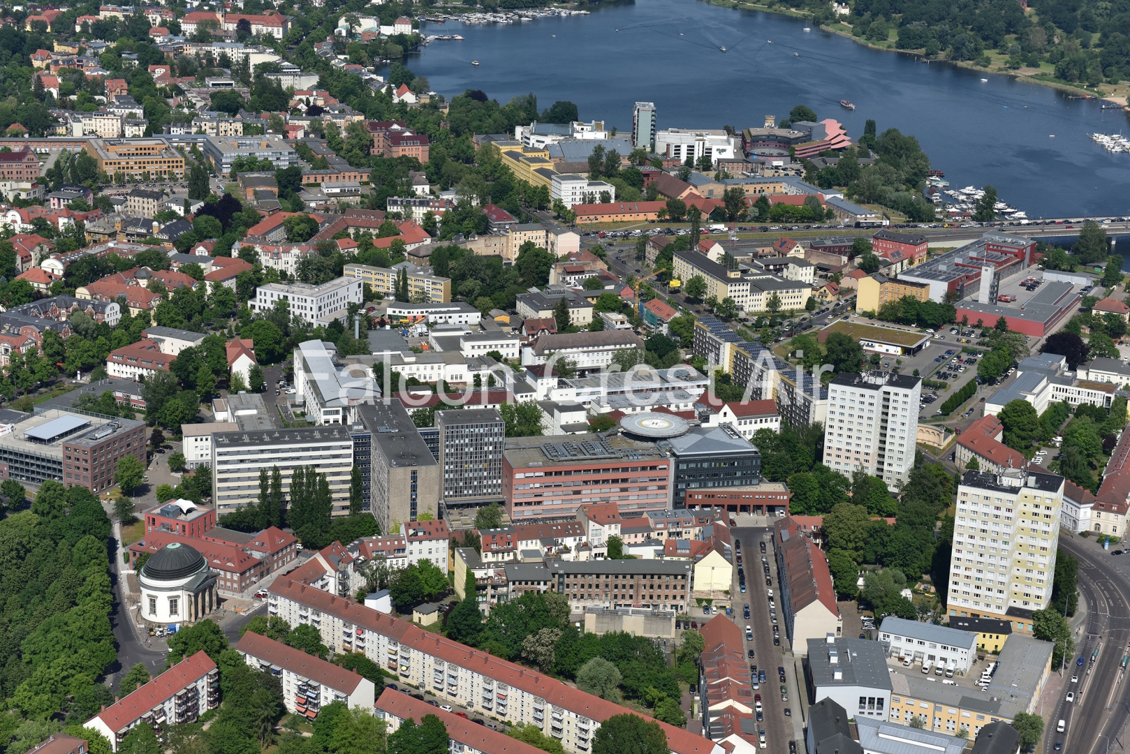 Luftbildgalerie - Klinikum Ernst von Bergmann - Falconcrest.com ...